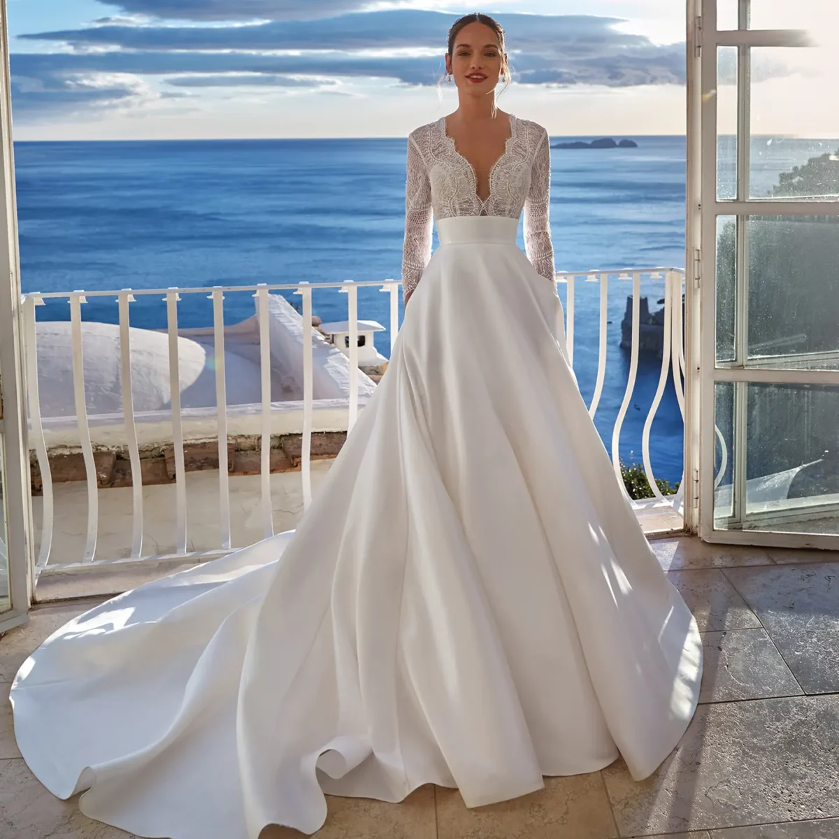 Kyra – NICOLE MILANO Brautkleid | Lin-Riehl Das Hochzeitshaus